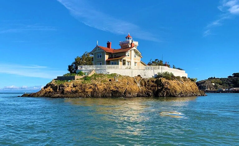19+ Gorgeous California Islands To Visit - The Wild Trek