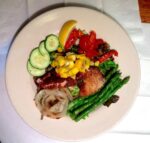 Top 14 Restaurants in North Conway, NH - The Wild Trek