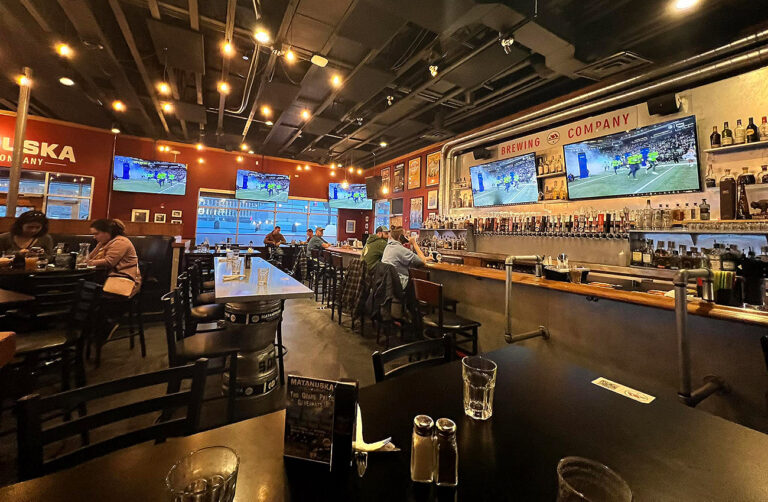 14 Awesome Bars in Anchorage, Alaska - The Wild Trek