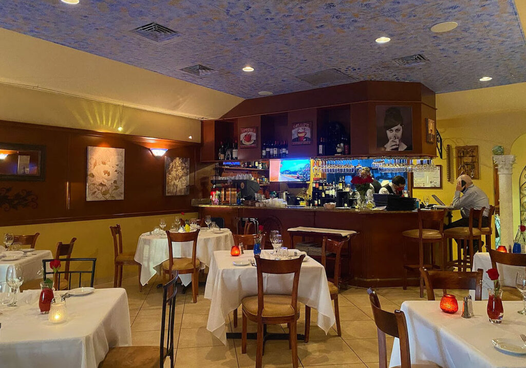 16 Must-Visit Restaurants in Pompano Beach, Florida